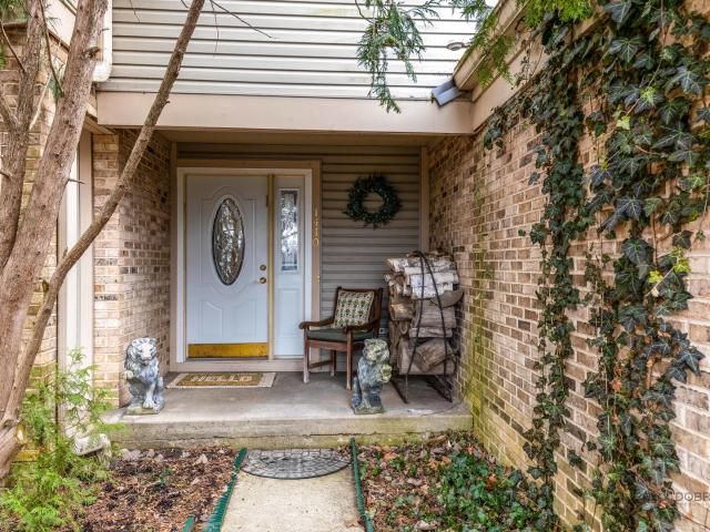 1440 Waukegan Rd, Deerfield, IL 60015 | MLS #12628 | Compass