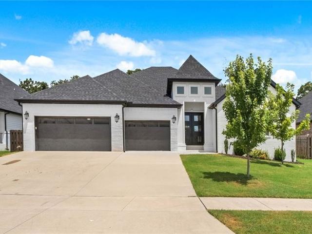 1440 Westridge Ln, Centerton, AR 72719