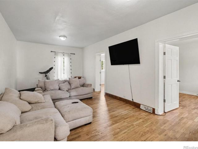 1440 6th Street