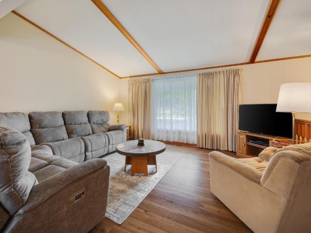 14413 Pleasant Valley Road