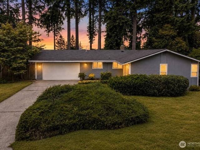 14417 th Pl NE, Kirkland, WA 98034