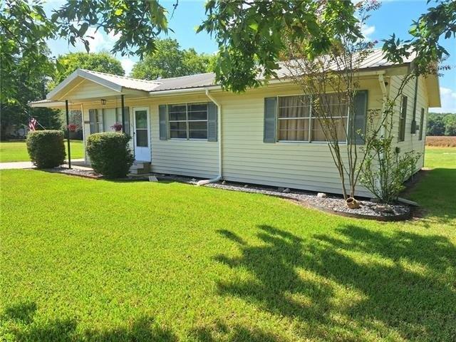 14414 Highway 451, Moreauville, LA 71355