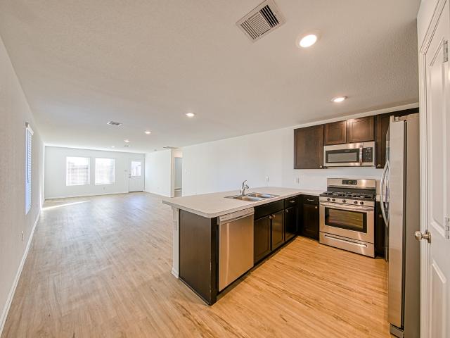 14418 Woodcott Warren Way