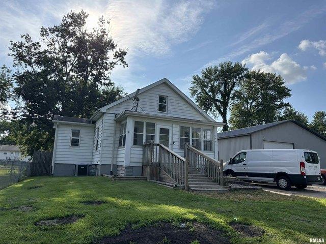 1441 N 28th St, Springfield, IL 62702
