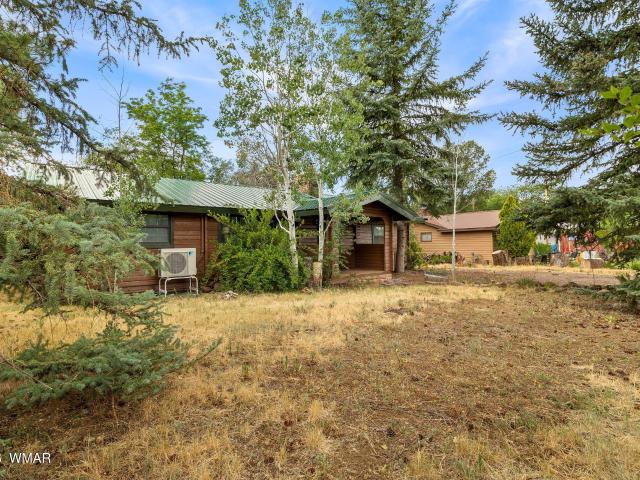 1441 Navajo Lane