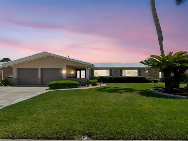 1441 Ambassador Dr, Clearwater, FL 33764