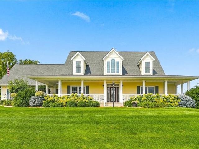 1441 Baker Ave, West Branch, IA 52358
