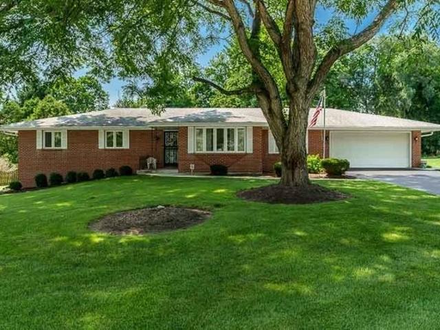 1441 Chokecherry Dr, Rockford, IL 61108