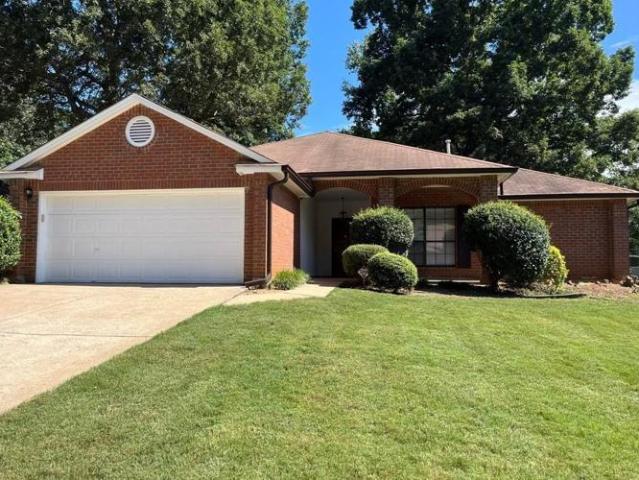 1441 Shady Cove Ln, Lawrenceville, GA 30043