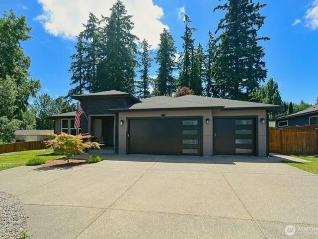 1441 th Avenue Ct E, Puyallup, WA 98375