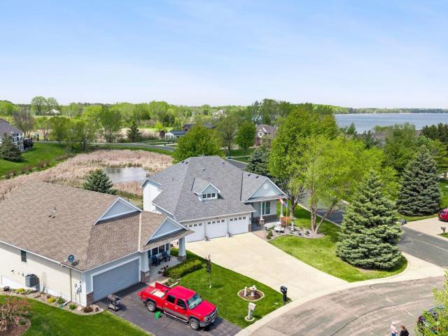 1441 Whitecap Lane