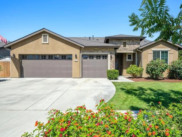 1441 22nd Ave, Kingsburg, CA 93631