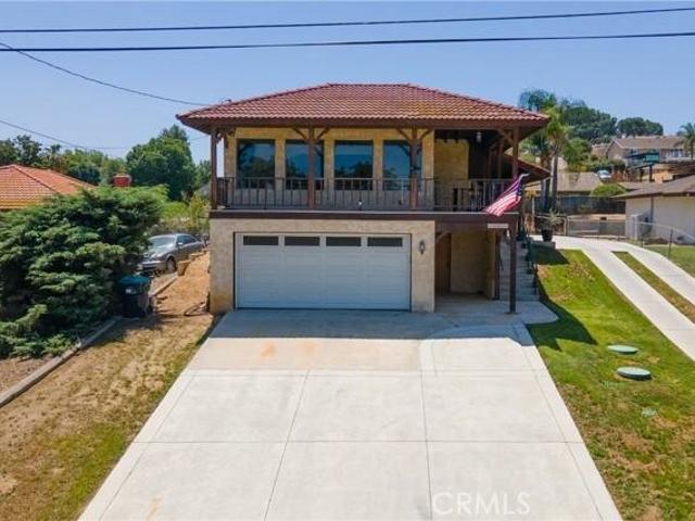 14421 Laurel Drive, Riverside, US, CA