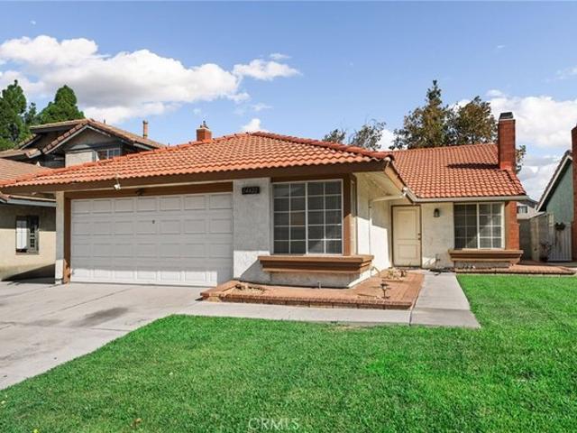 14422 Hillcrest Dr, Fontana, CA 92337