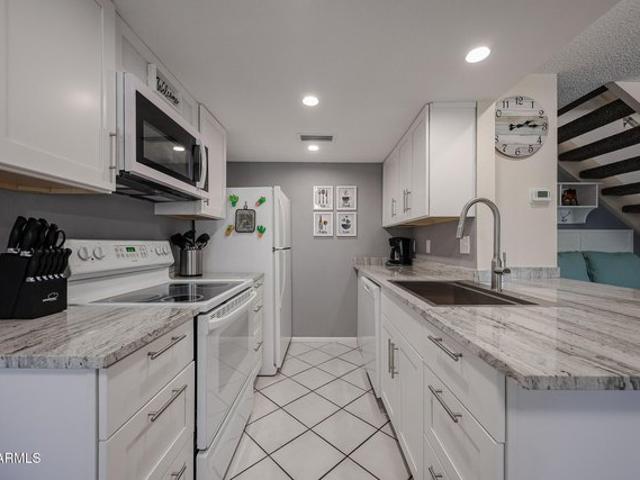 14422 N Teakwood Ln, Fountain Hills, AZ 85268