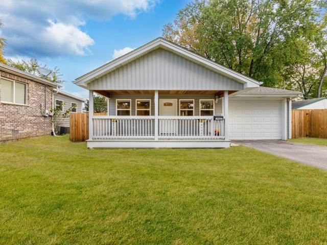 14427 Lawndale Ave, Midlothian, IL 60445
