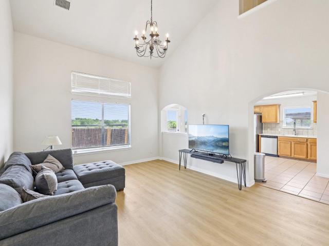 14425 Lemongrass Ln