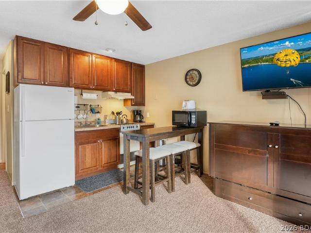 1442 Nichols Road F207