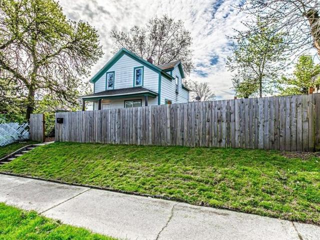 1442 E 29th St, Tacoma, WA 98404