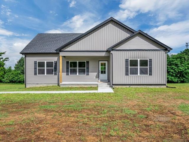 1442 E Piney Rd, Dickson, TN 37055