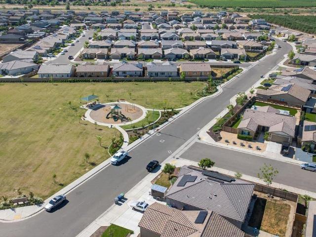 1442 Encantada Ave, Madera, CA 93637 | MLS #646788