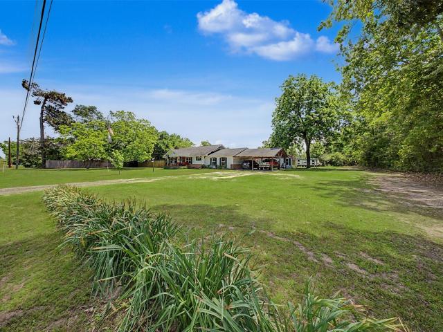 1442 Johnson Drive