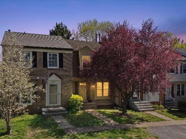 14434 Salisbury Plain Ct, Centreville, VA 20120