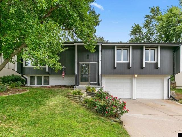 14435 Weir Cir, Omaha, NE 68137
