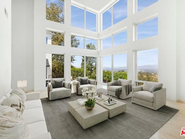14435 Mulholland Dr, Los Angeles, CA 90077