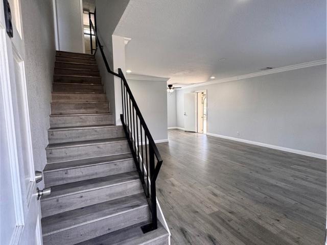 14439 Rosecrans b