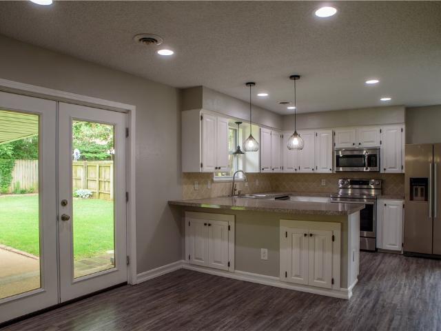 1443 Overo Circle