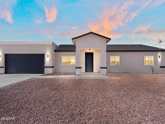 1443 Alisa Ct, Rio Rico, AZ 85648