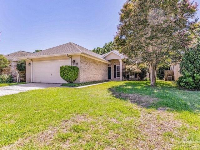1443 Champions Green Dr, Gulf Breeze, FL 32563