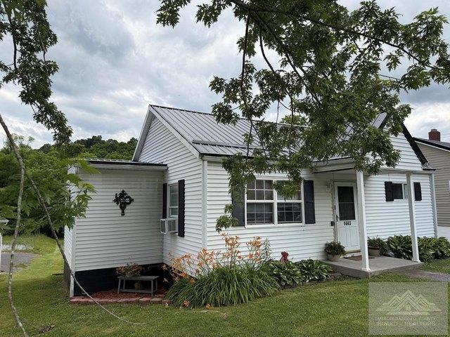 1443 Glenwood Park Rd, Princeton, WV 24739