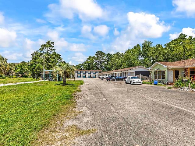 1443 Highway 17