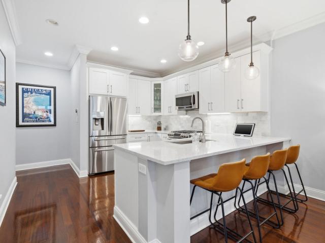 1443 W Belmont Avenue # 1
