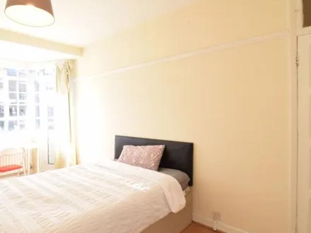 144 158 Coningham Road, London, W12 8BU, United Kingdom | Room for rent #165468454 | Rentberry