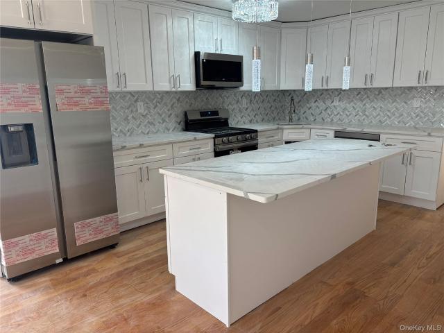 144 15 th Street