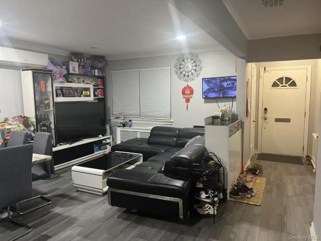 144 1 th Road
