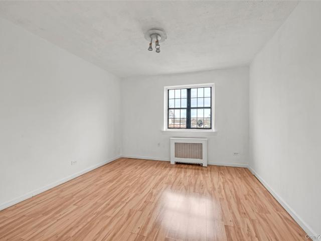 144 2 th Avenue 3K