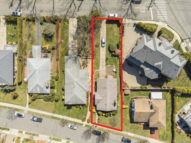 144 30 South Drive