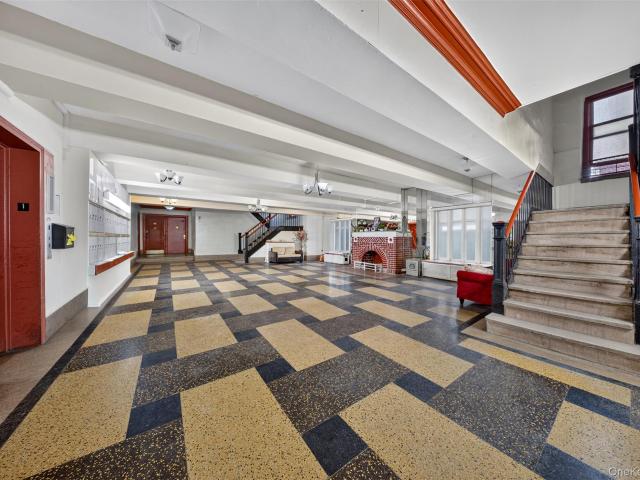 144 44 Sanford Avenue 1H