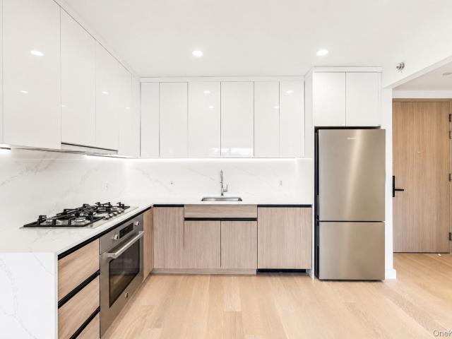 144 49 Northern Boulevard 213