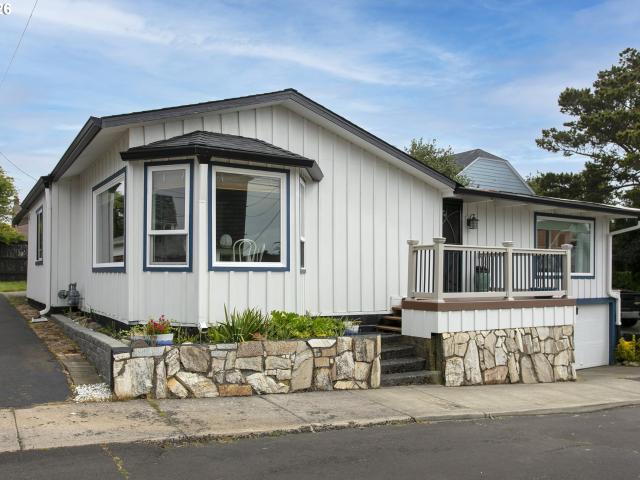 144 6TH AVE