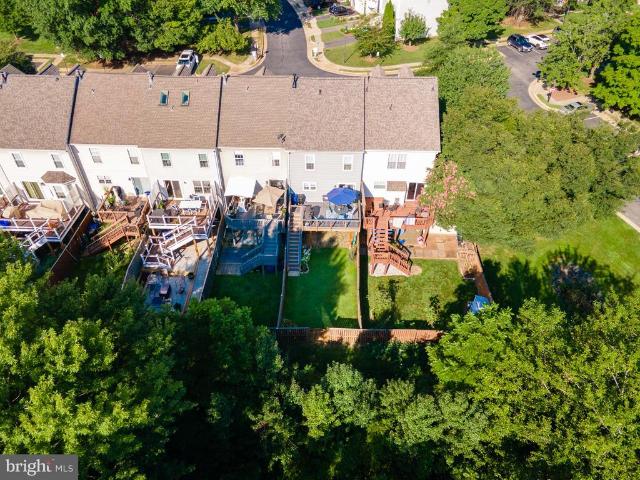 144 Connery Terrace SW