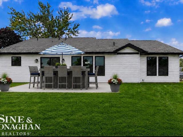 144 Channelsyde Drive