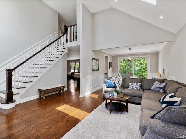 144 Cranberry Court