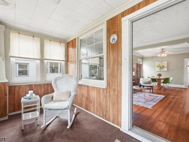 144 Crestwood Ave