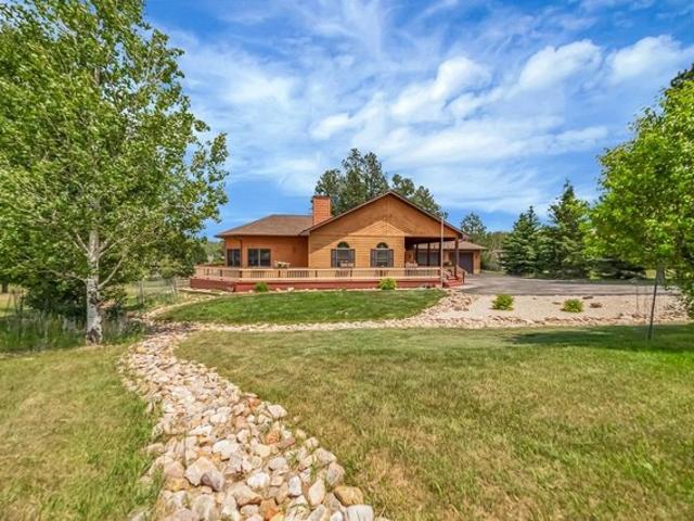 144 Boot Hill Rd, Custer, SD 57730