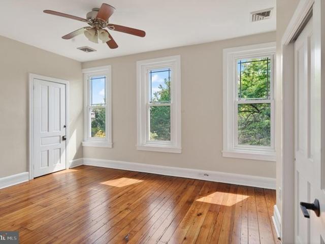 144 Gay St, Phoenixville, PA 19460